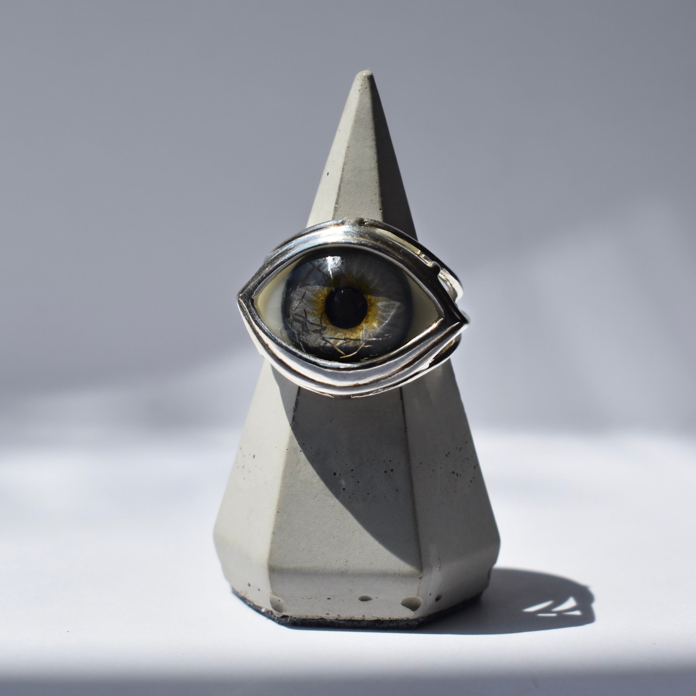 Hand Painted old crackled Silver Skeleton Eye Ring – Eyeba