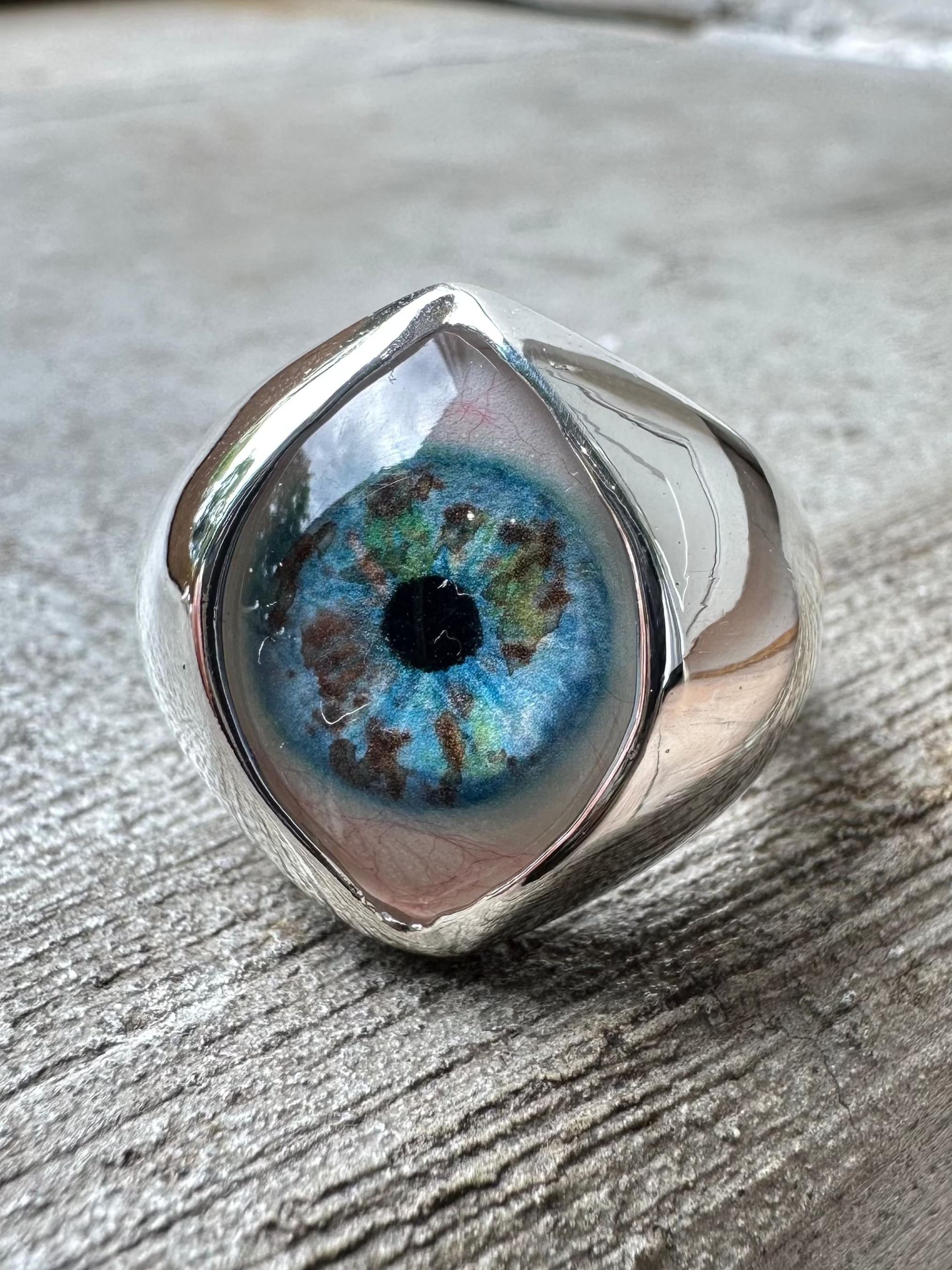KING Hand Painted Eye Ring - sz 8.75 – Eyeba